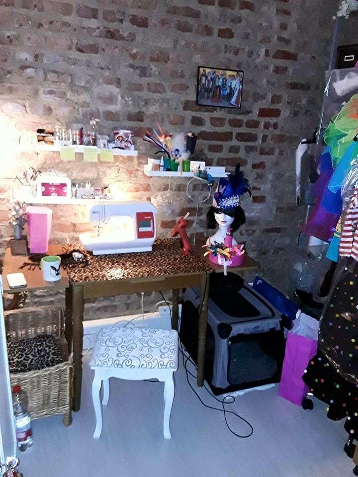 Shop und Altelier für exklusive Karnevalskostueme und Accessoires ...